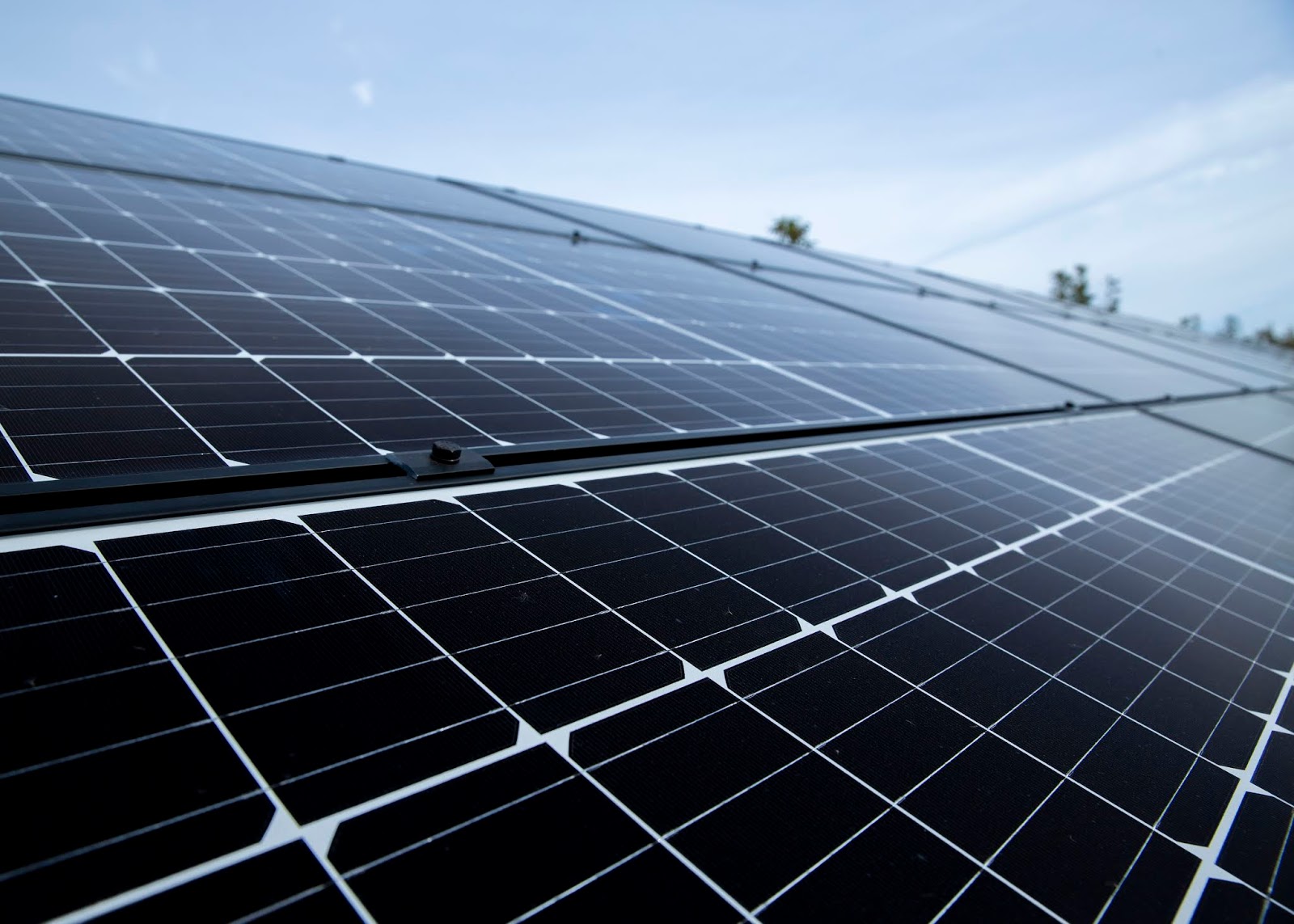 SOLAR PANELS - Lifetime Renewable Energy